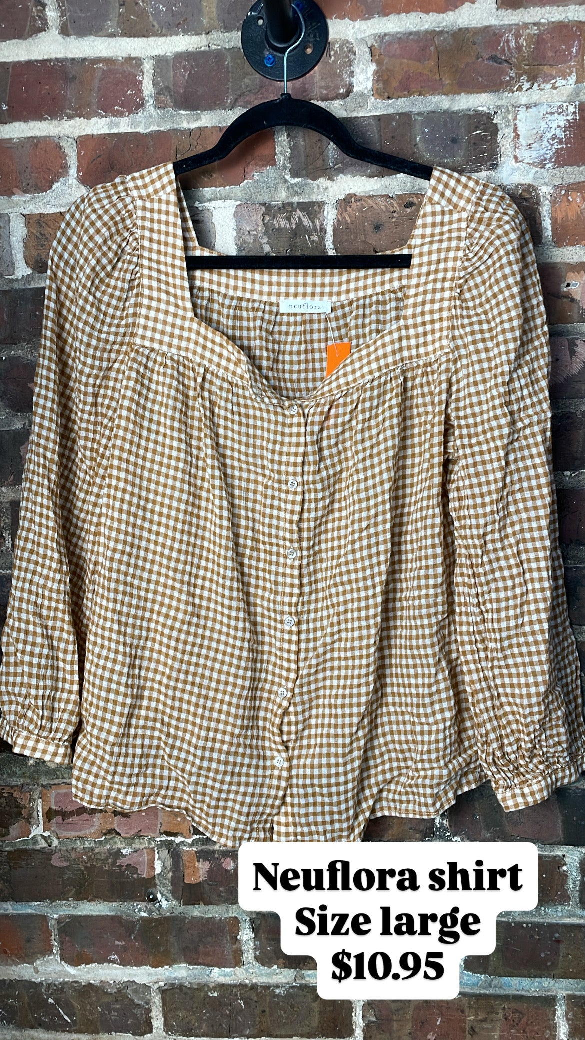 Neuflora shirt – Refresh Resale